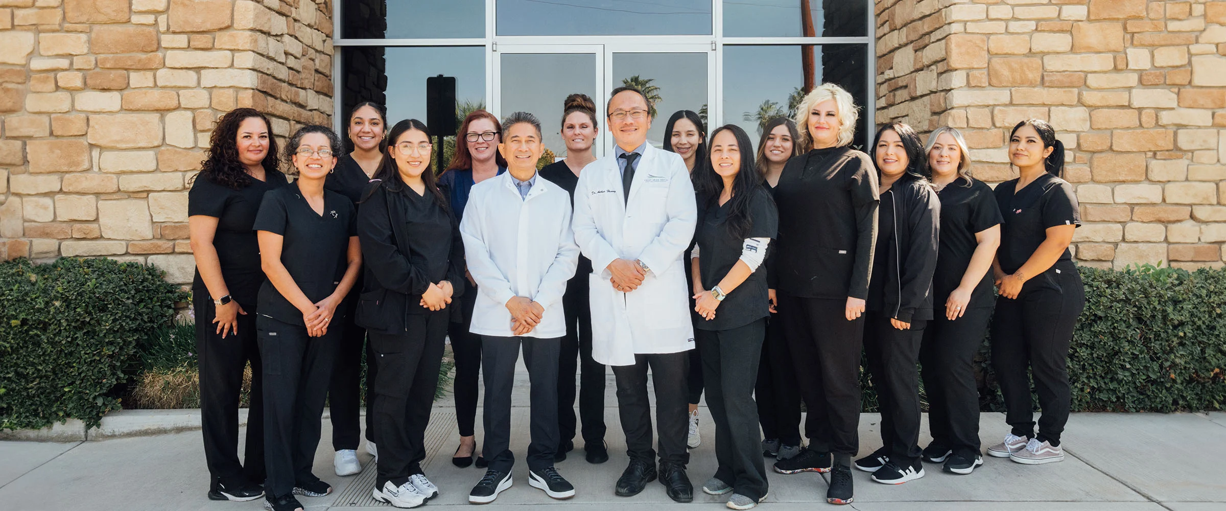 The Difference Between Full And Partial Dentures | Valley Grace Dental